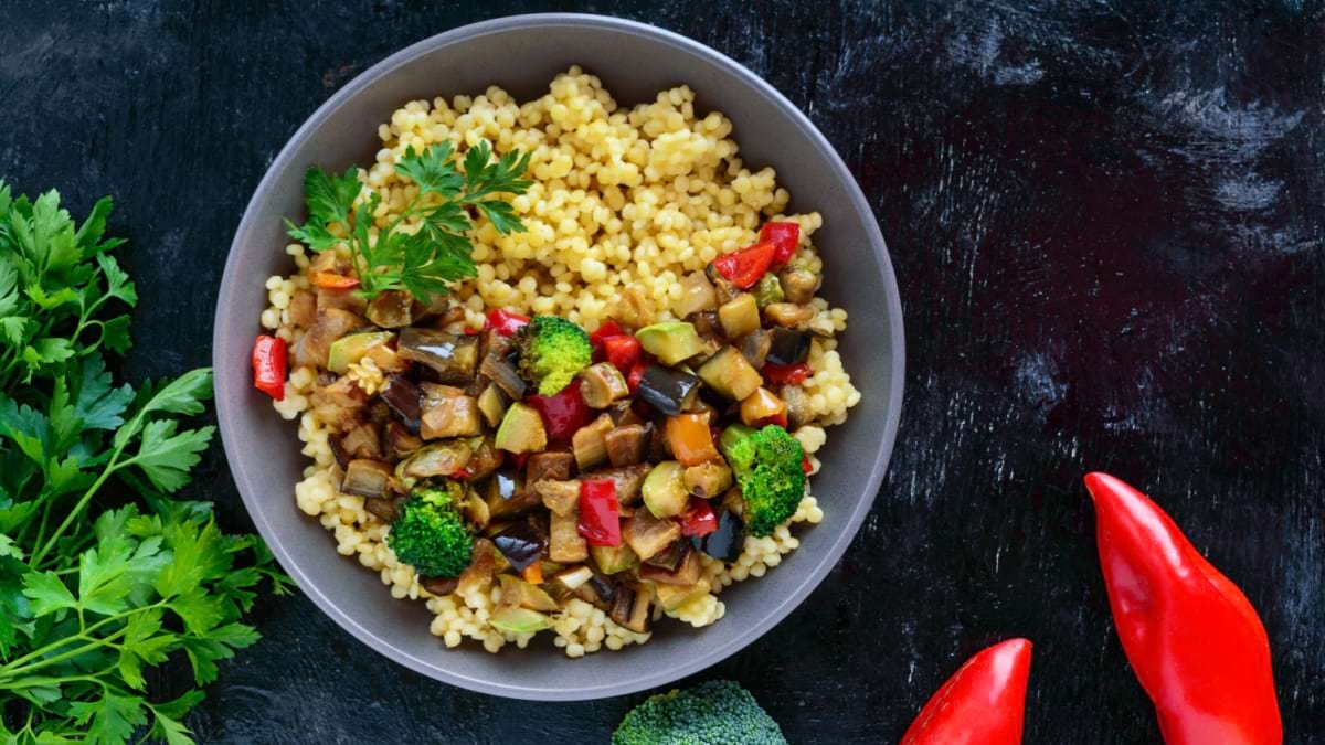 Reteta de cuscus cu legume la gratar