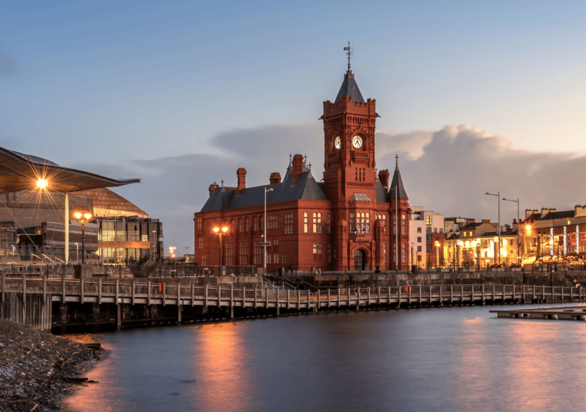 Conference Venues & Meeting Rooms Cardiff | Conferences UK