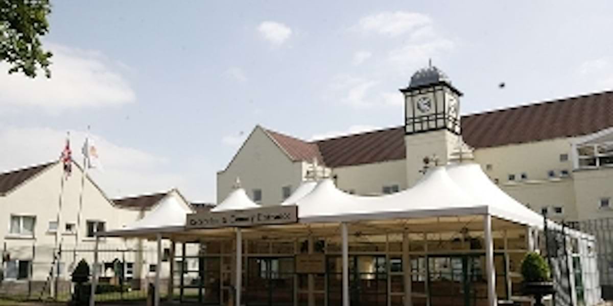 Haydock Park Racecourse | United Kingdom