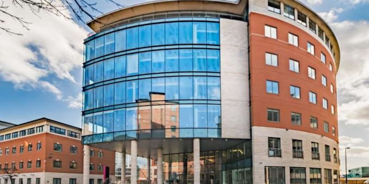 Regus Leeds Wellington Street Venue Hire | Conferences UK